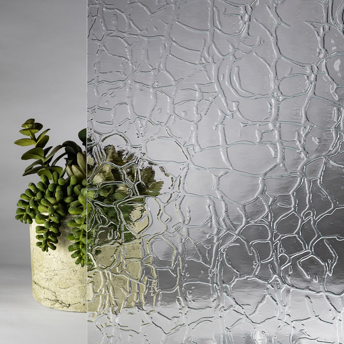 Spectrum Crackle – Hollander Specialty Glass